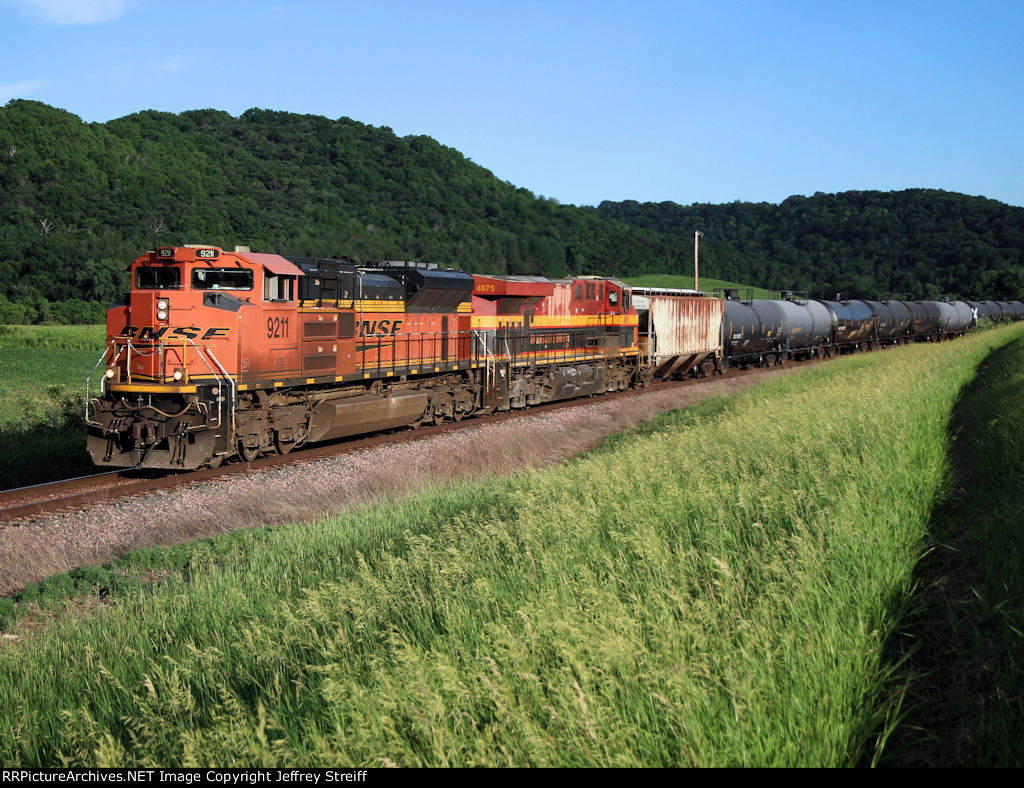 BNSF 9211